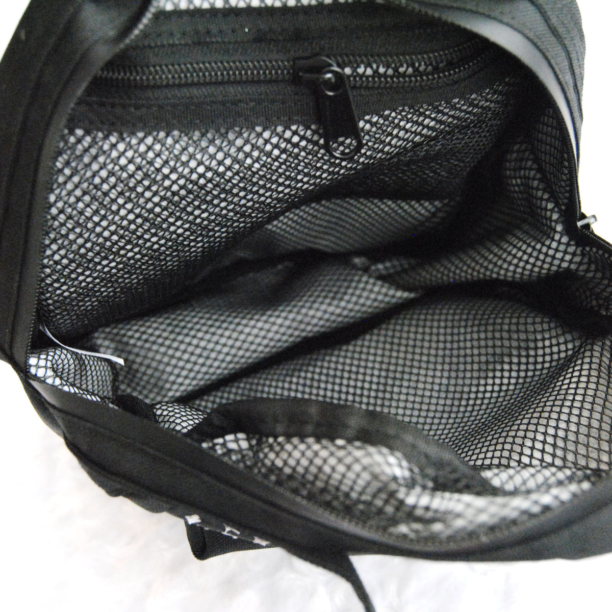 Groovy Glider Smell-Proof Mini Backpack – Beauluster